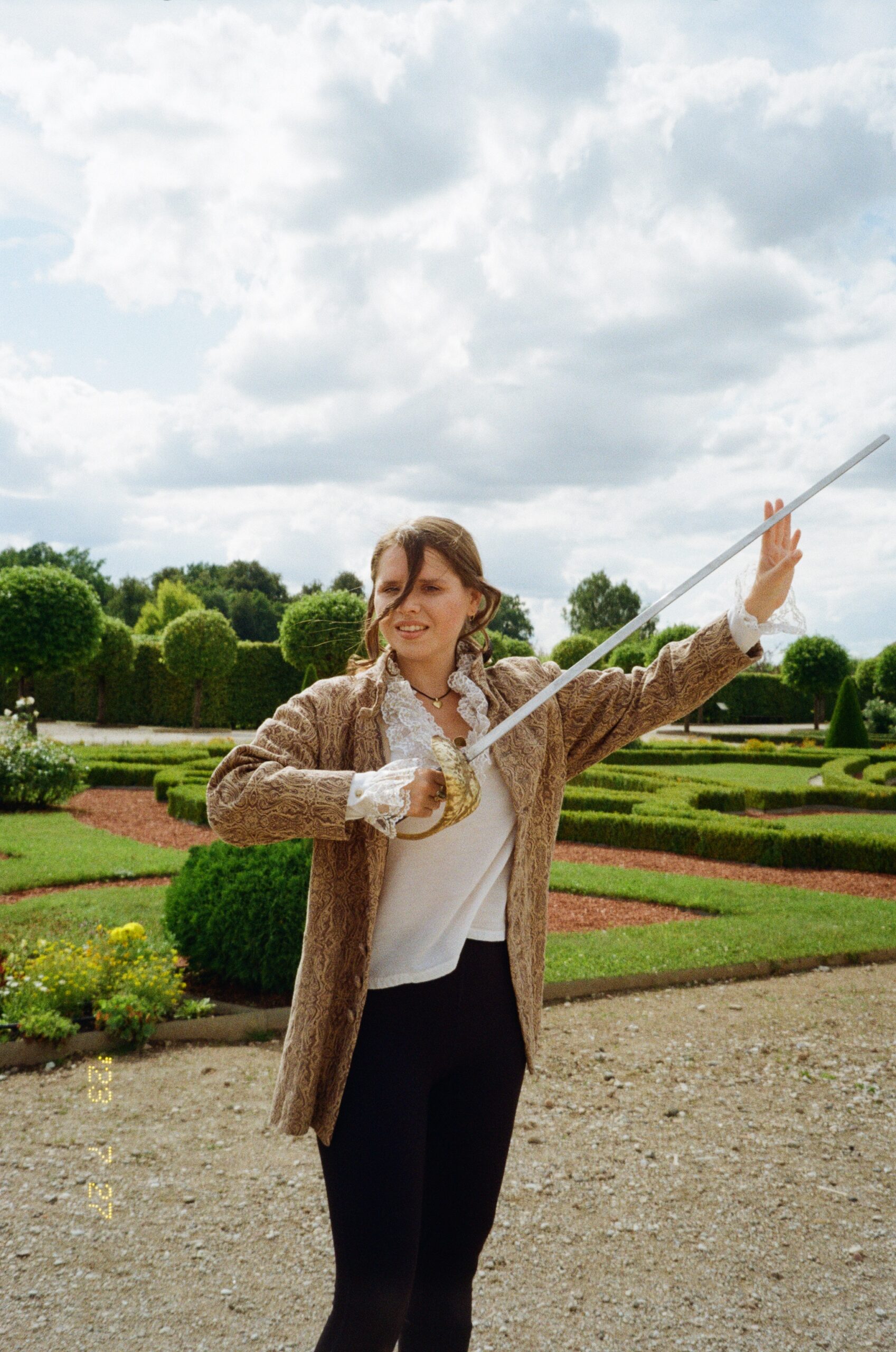 Behind the Scenes of Sign Libra’s “Le Chat” - RVNG Intl.